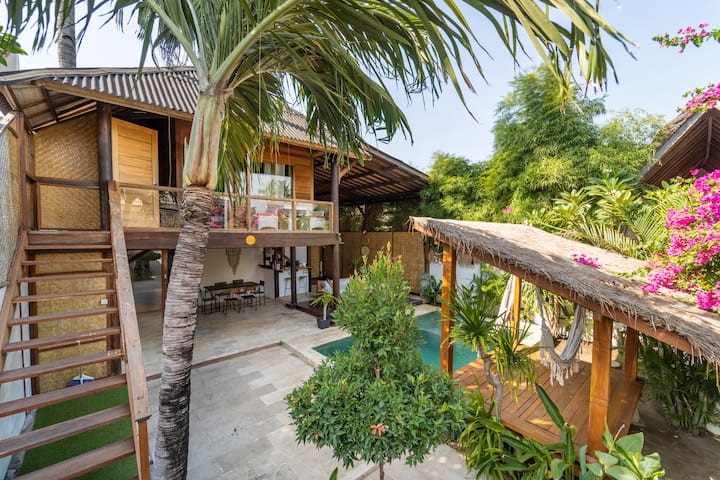 Villa Bagheera, 3 Bedroom Villa With Pool - Gili Islands