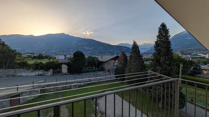 Le Grenier Des Trois Cyprès - Aosta