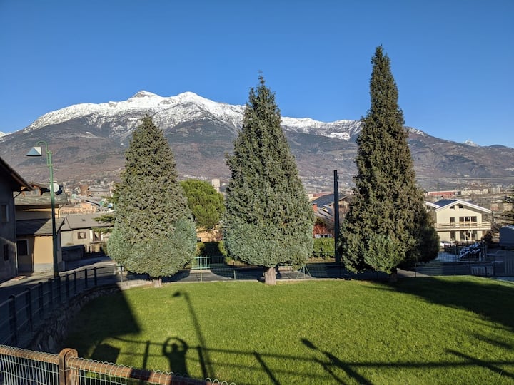 Le Grenier Des Trois Cyprès à Coté D'aoste - Aoste