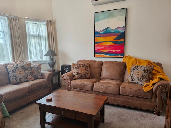 Beautiful Villa Near Everything! - Christchurch