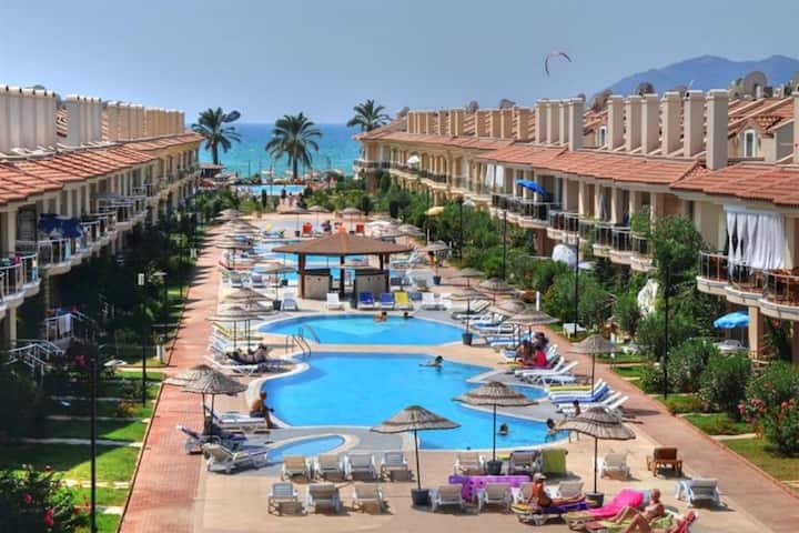 Sunset Beach Club Lebrentals 3 Bedroom Aparts - Fethiye