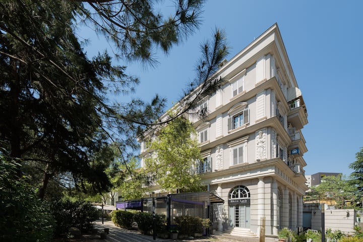 Prestigious Central Elite Apartment Historical - Tirana