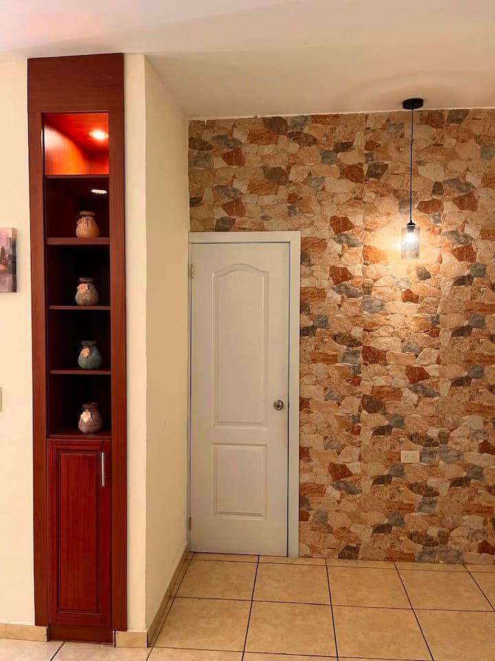 Exclusivo Apartamento En Antiguo Cuscatlán - San Salvador