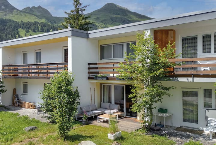 Ruhige Moderne Ferienwohnung In Davos Mit Garten - Davos