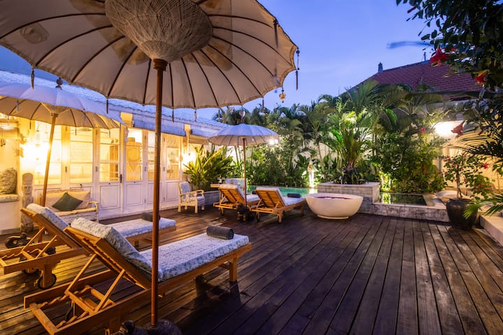3-br Villa With Private Pool - Bali