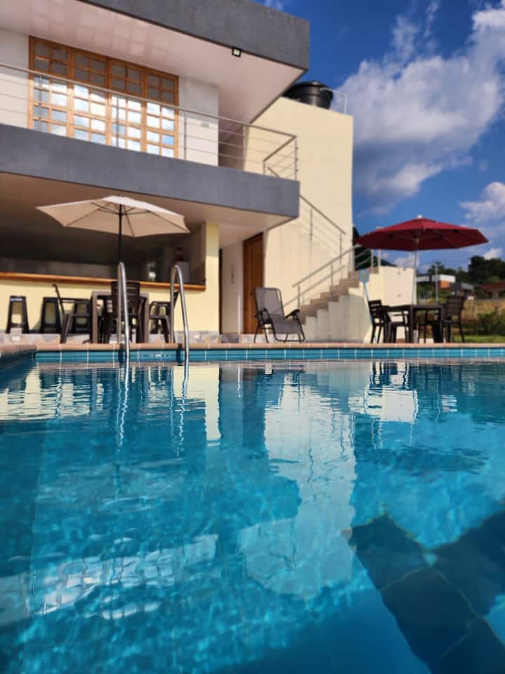 Finca Cerca Hacienda El Paraiso - Ginebra