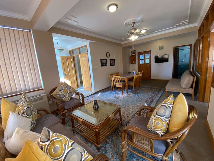 Chansal Sky Sea- Shimla : Sunset Suite - Shimla