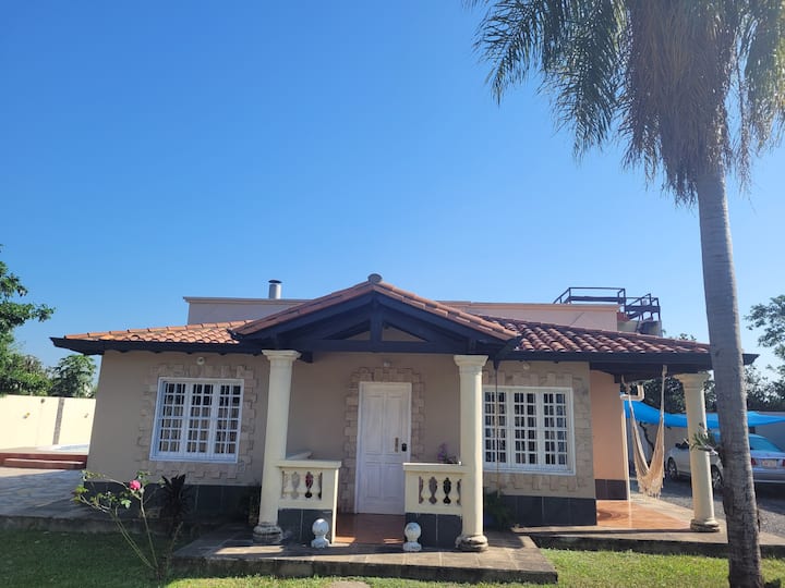 Sala Vidriada  Terraza/mirador Piscina/cascada - Paraguay