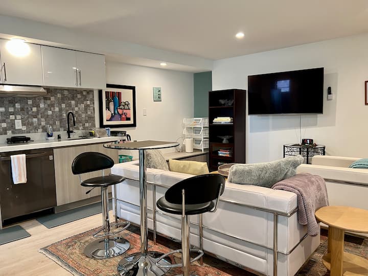 Elegant 2-bedroom, Best Location, Patio & Garden - San Francisco, CA