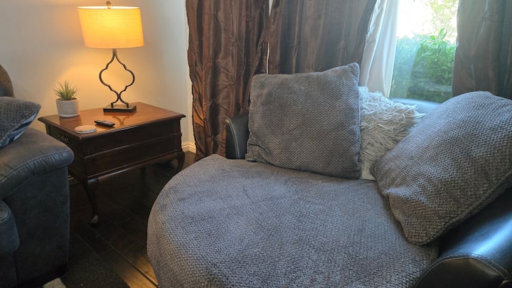 Prrivate Room (#2) In Huge Home - Great Area! - South Jordan, UT