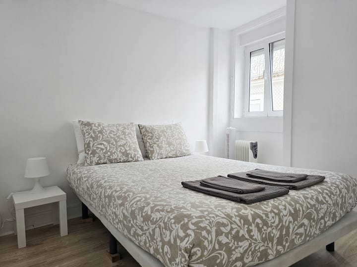 Tiny And Practical Apartment In Martim Moniz - Lisabona