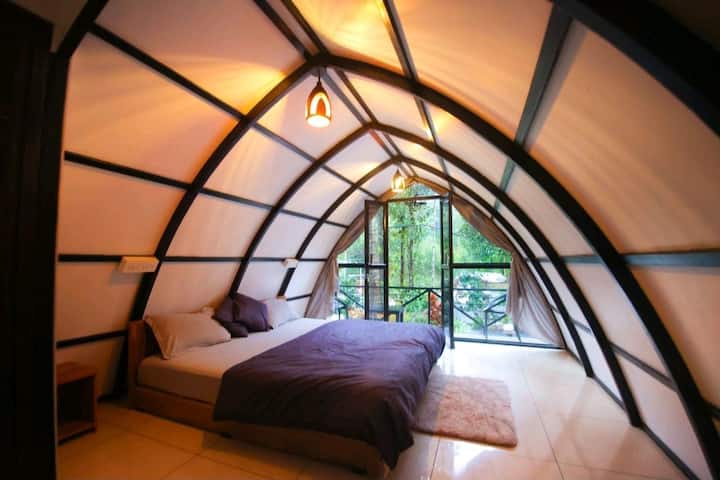 Shingle Roofed Cabin Near Soochipara Waterfalls - Kerala