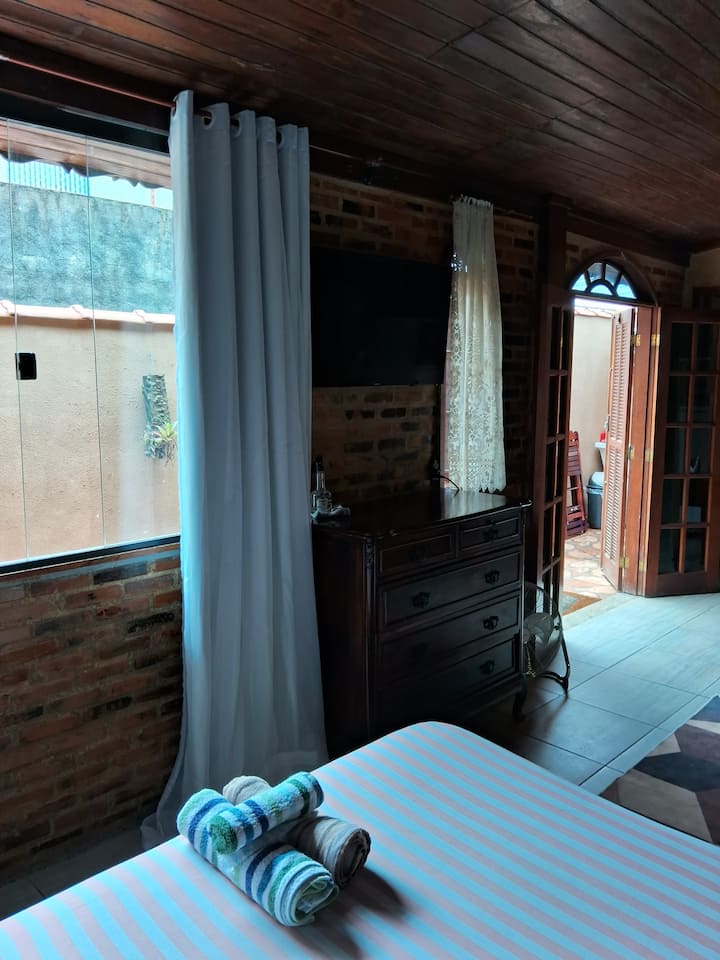 Kitnet Confortável Para Casal - Nova Friburgo