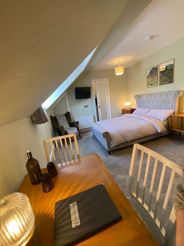 Large Double En-suite Room In Georgian House - Cork