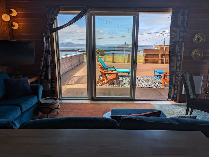 Skytop View 31+days And Save Occupancy Tax - Astoria, OR