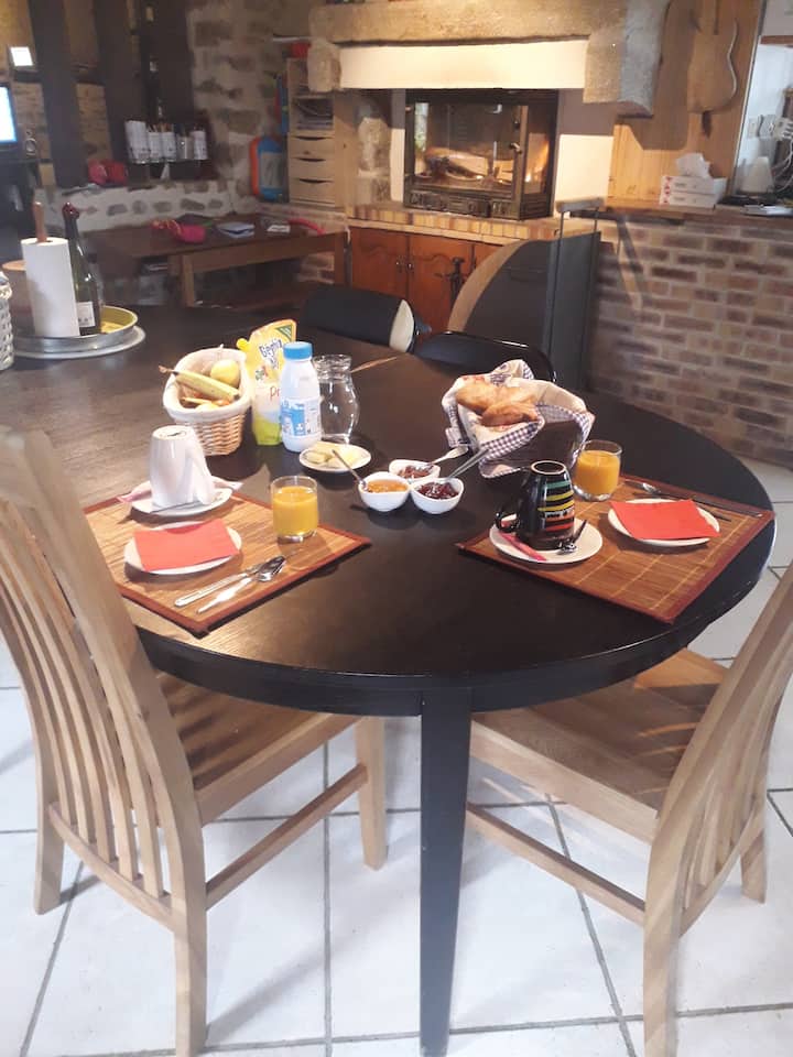 Chambre D'hôtes+petit Déj. Inclu - Alpes Mancelles - Saint-Léonard-des-Bois
