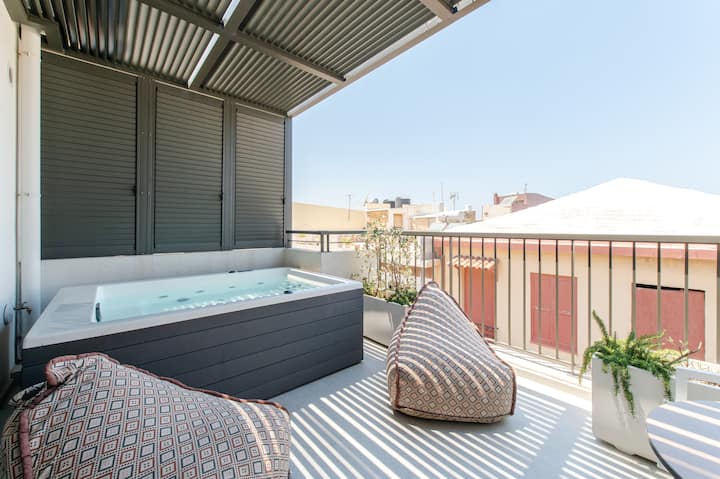 Porta - Superior Suite With Outdoor Jetted Tub - Iraklion