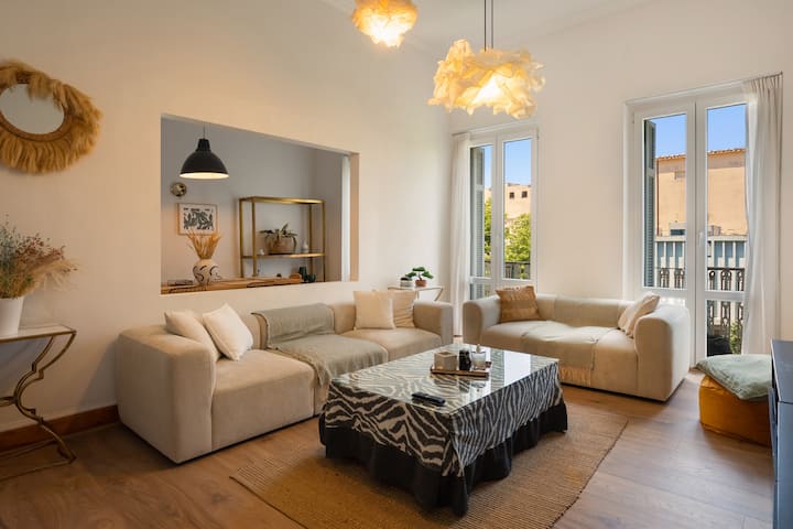 Dimora: Spacious Luxury Penthouse In Town's Heart - Korfu