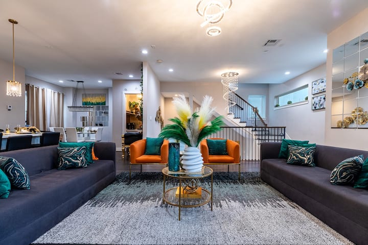 Stay Near Med Center & Downtown/gym/hot Tub - Houston, TX