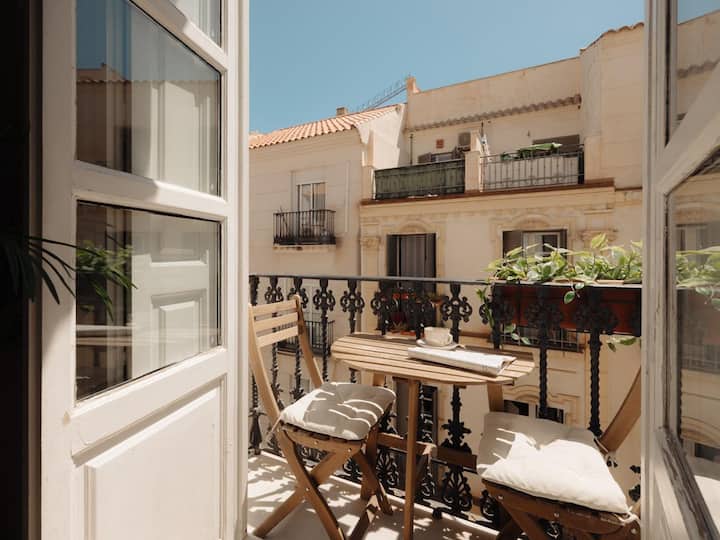 Hip & Gezellig Appartement In Malaga Centrum! - Málaga