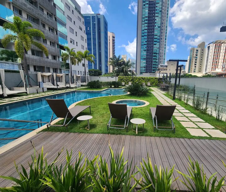 Studio Savassi -Ar Cond., Piscinas, Acad., Vaga 06 - Belo Horizonte