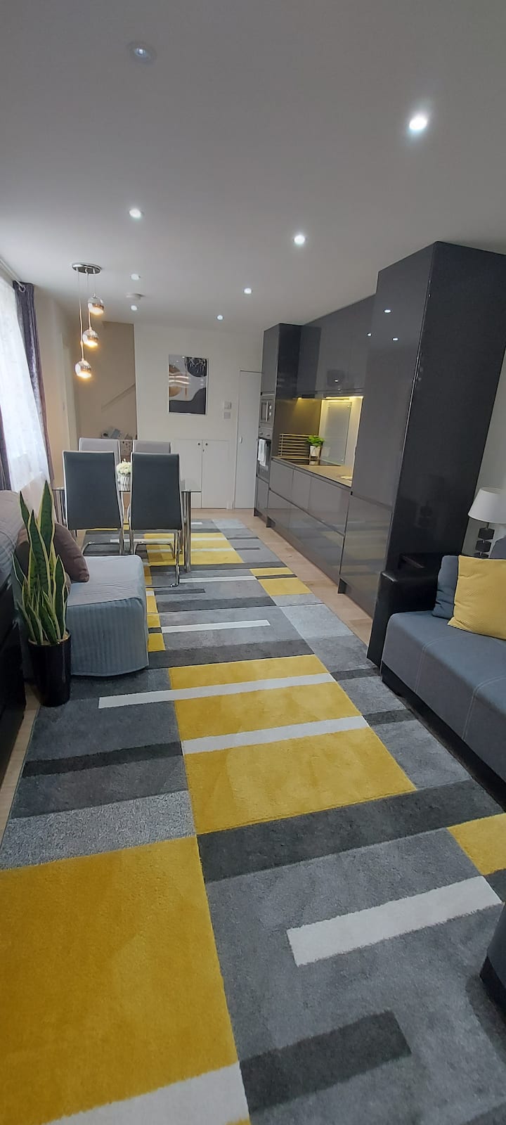 Modern One Bedroom With Large Terrace. - Fulham