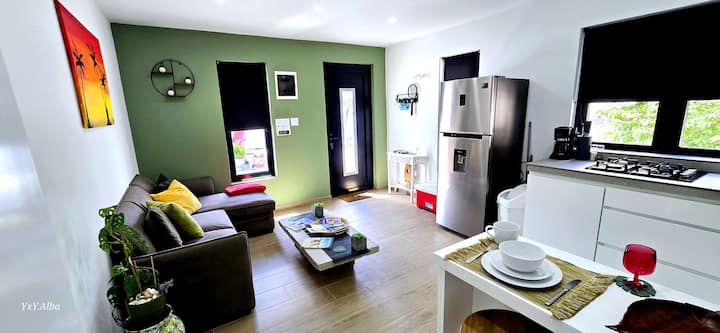 Escobar Villa A Cozy Tropical Atmosphere. - Aruba
