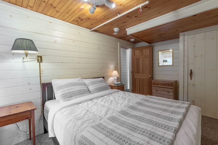 Cml Cranmore Mountain Lodge B&b L24 - Conway, NH