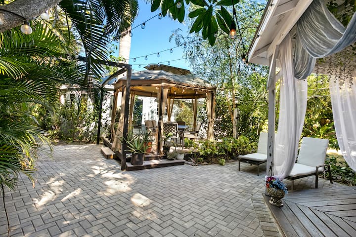 House Of Lotus - West Palm Beach, FL