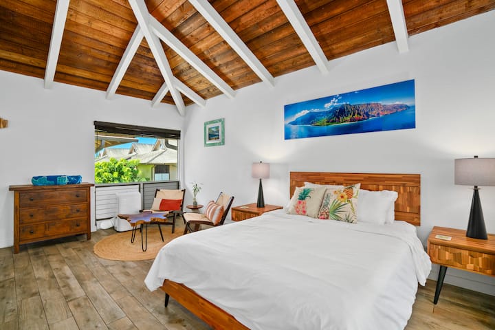 Charming Princeville Studio: Ac, Pool & Hot Tub - Princeville, HI