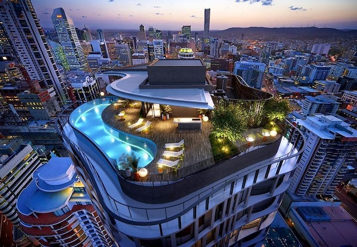Opulent Top Floor + Stunning Views + C'park + Wifi - Brisbane