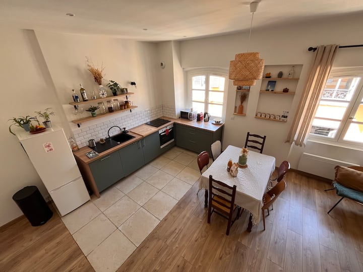 Joli Appartement Rénové à 5 Min Du Vieux-port - Marseille