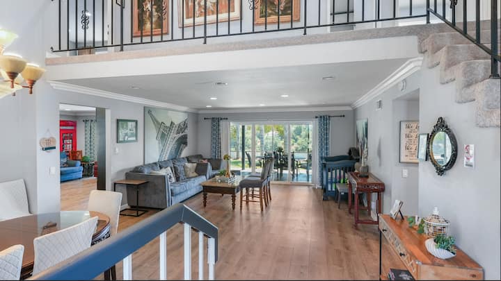 Best Price In Town! View Home! 6 Bedrooms. 3000 Sq - Orange County, CA