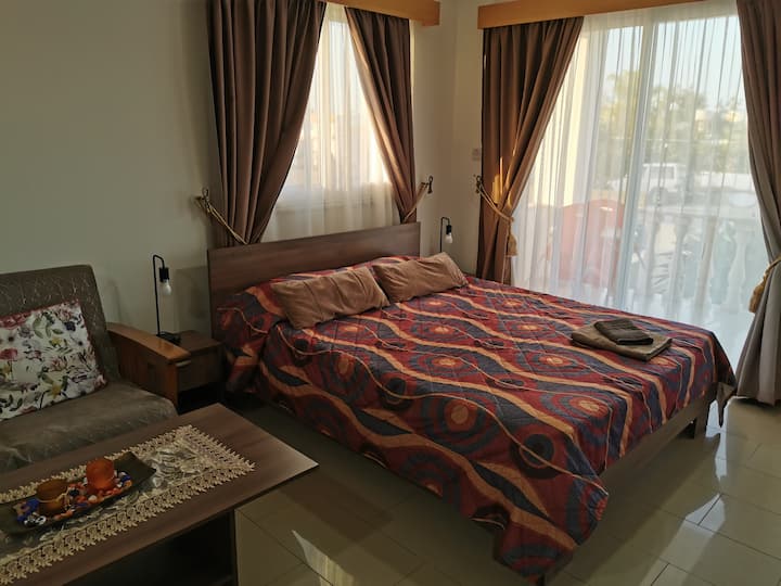 Pari's Holiday Apt 2 – Relaxing Stay - Кисонерга
