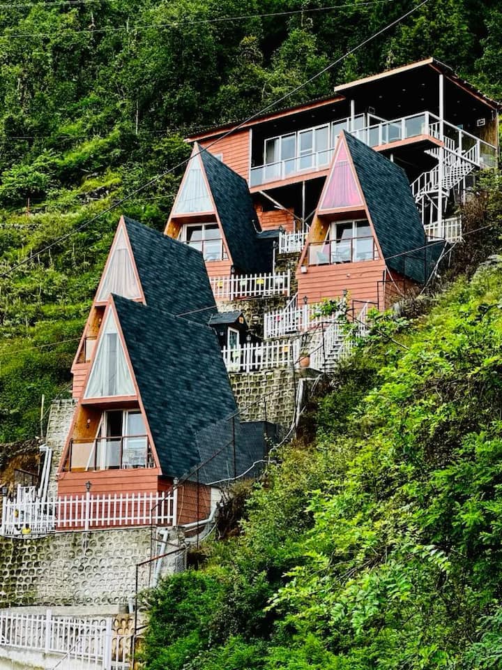 Deodar By Whistling Woods - Dhanaulti