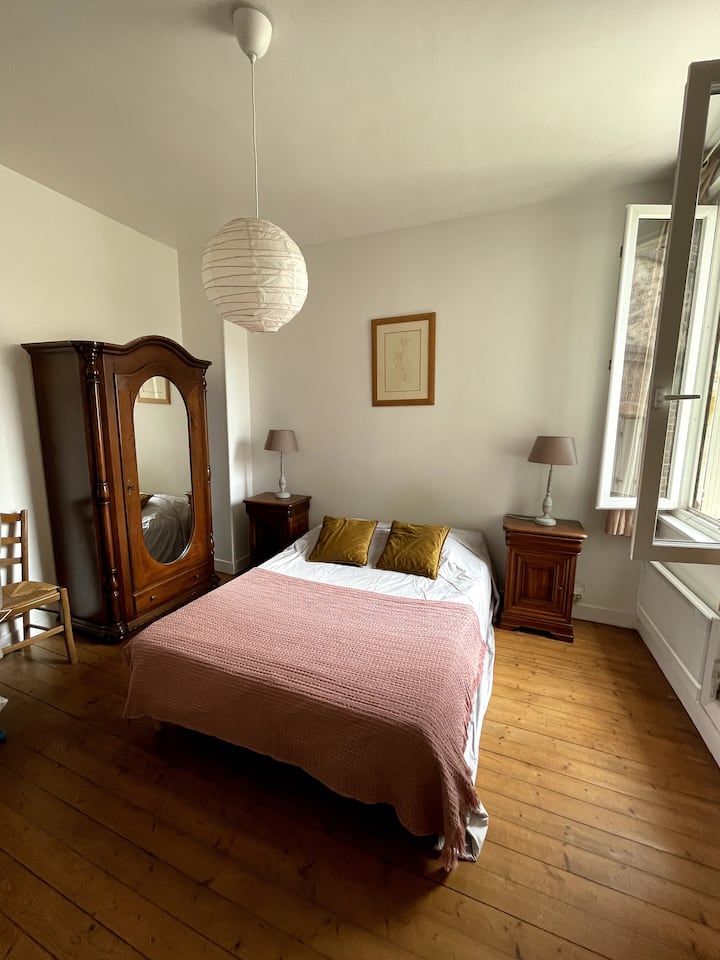 2 Chambres Doubles Et Salle De Bain - éTage Entier - Saint-Léonard