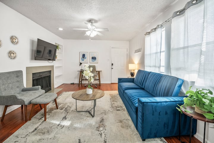 I51 – W. Cup 18 Min To At&t | Sleeps 2 | Transit - Irving, TX