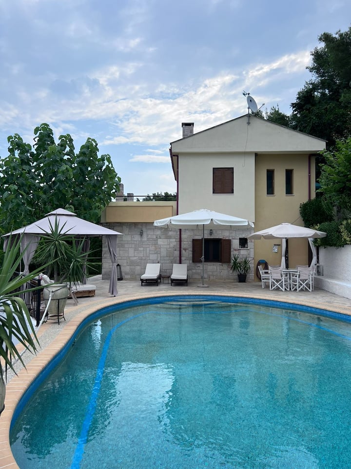 Bozis Private Pool Villa, Siviri - Halkidiki
