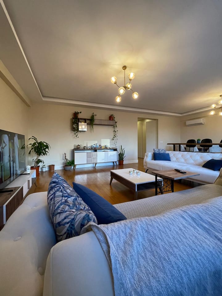 Cool Room At Greatest Apartment Near Taksim - Estambul