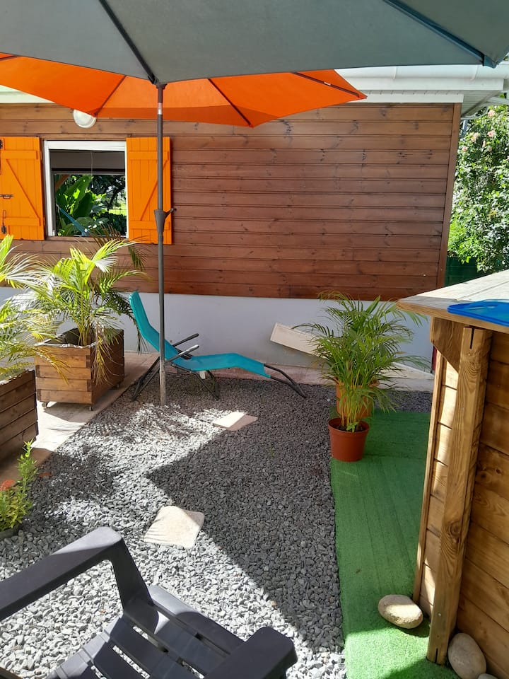 Bungalow Abricot Au Calme Avec Vue Sur La Nature - Parc national de la Guadeloupe