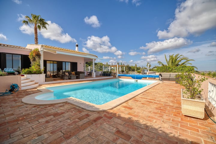 Luxury Villa * Lge Pool * Hot Tub* Beach - Lagos
