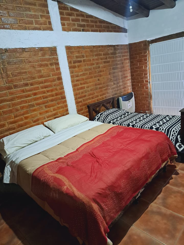 Cabañas Desiderata (Cap. 7 A 8 Personas).
Tunuyán - Tunuyán