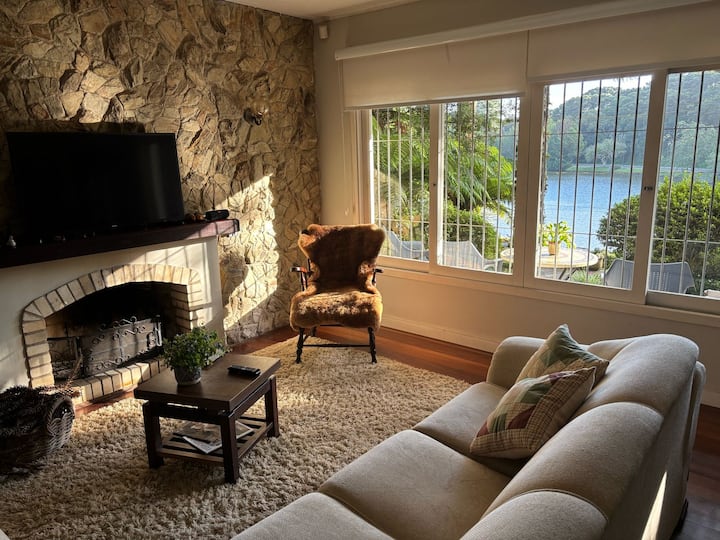 Casa Branca Com Vista Para O Lago - São Francisco de Paula