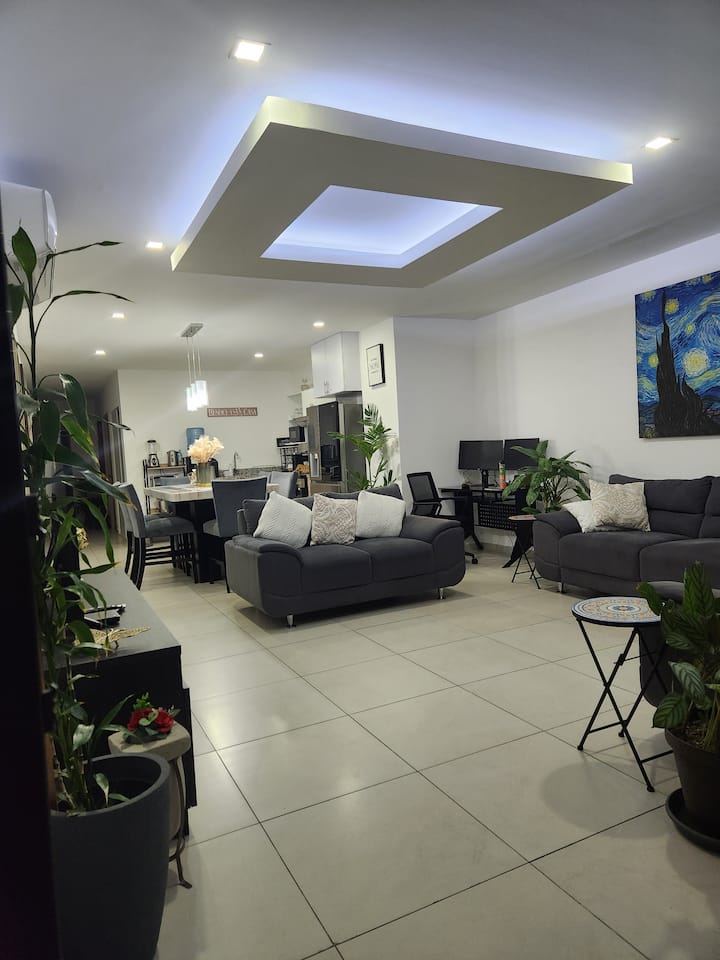 Lolita's Flats - San Salvador