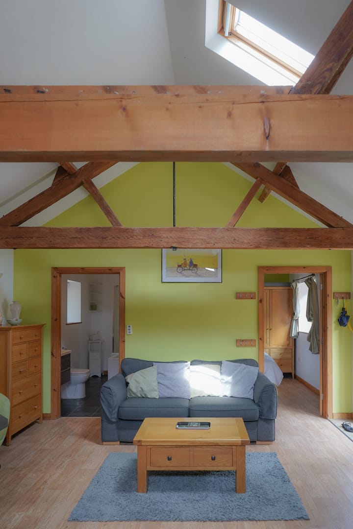 The Courtyard - Lodge Farm Holiday Barns - Wymondham