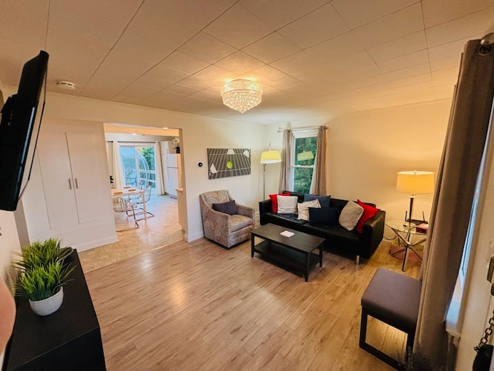 Charming Country Home: Sauna, Wineries, Ev Charger - Beamsville
