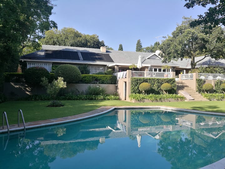 Business Or Private Travel "Woodland" Suite - Soweto