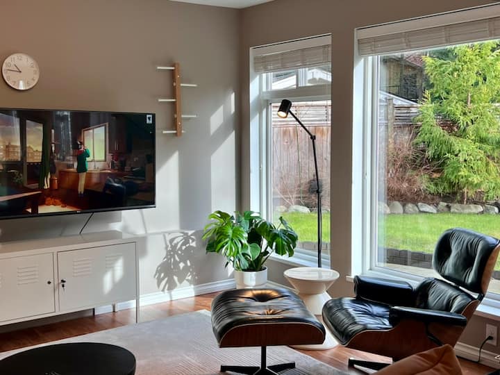 Creekside Garden Suite, Near Nature & City Life - Coquitlam