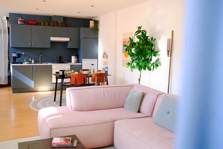 2 Bedroom Apartment |Trendy Antwerp-south - Belgium