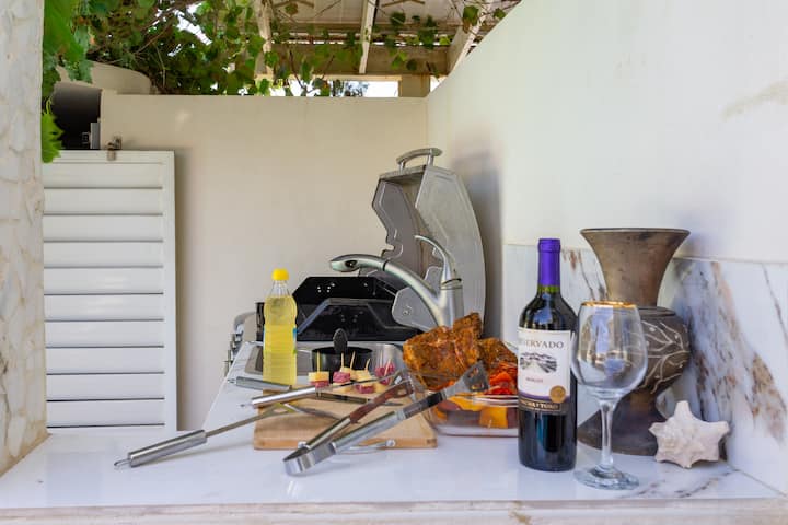 Villa Verde #6bedrooms 7 Beds 8 Guests - Aruba